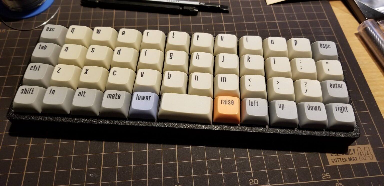 やっぱ40%キーボードが最高なんやなって、Planck Keyboard rev.6 - しょぼんブログ